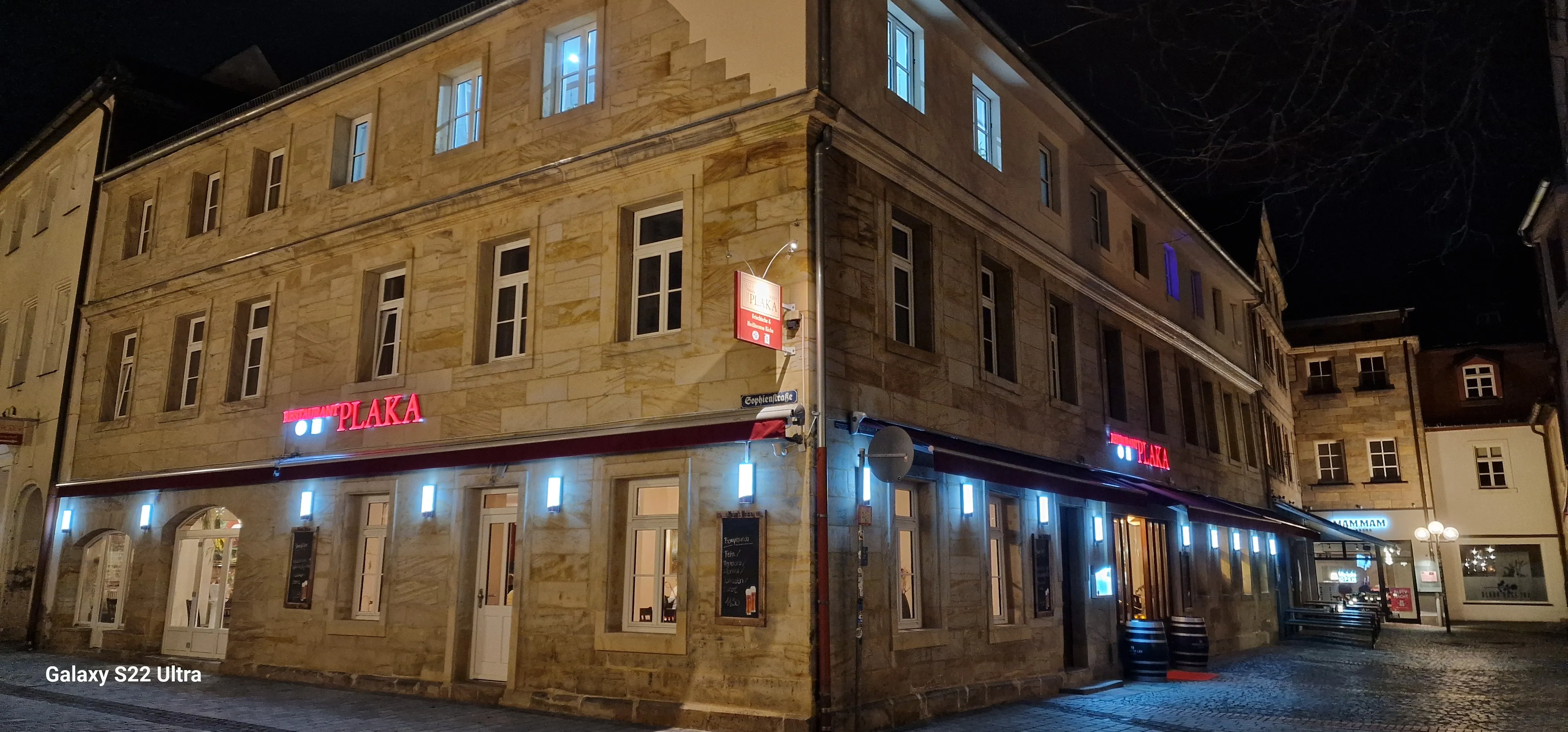 Plaka Restaurant auf Singlepilot.com