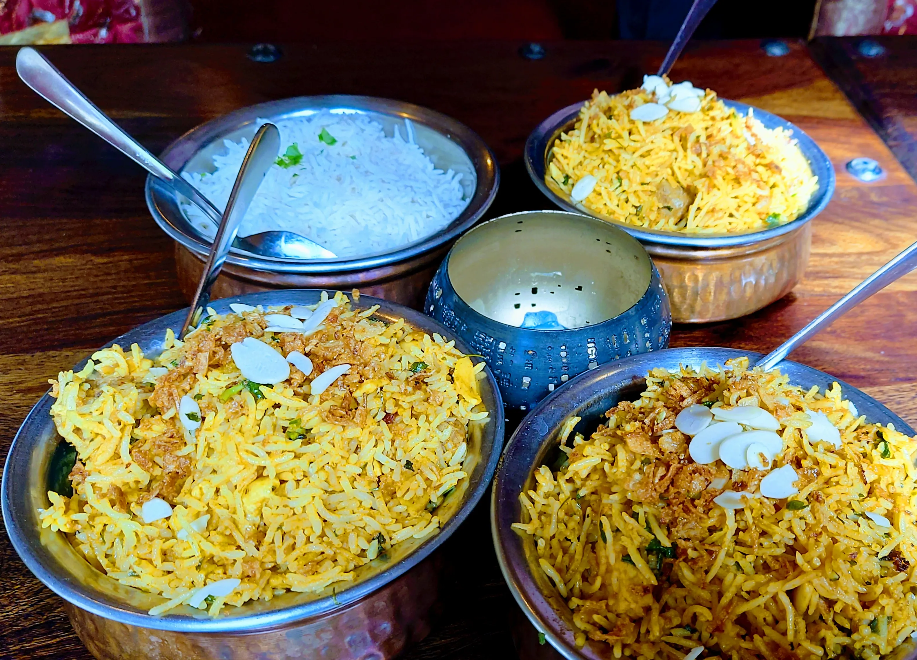 Indish Restaurant & Café Cocktail Bar auf Singlepilot.com