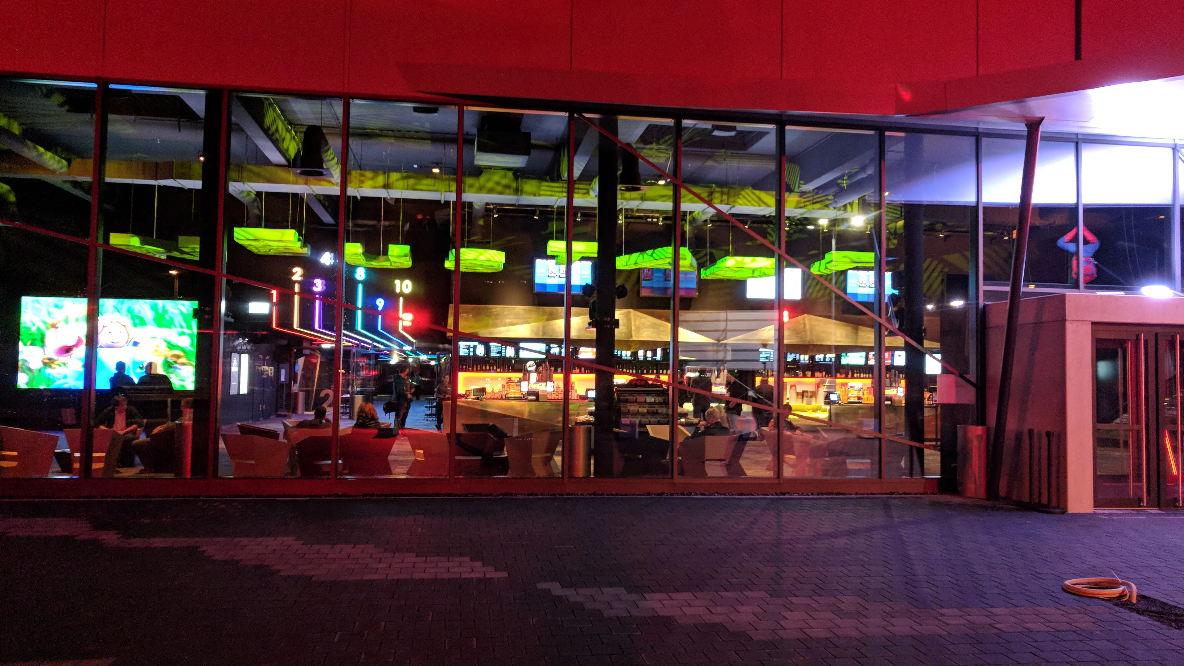 Cineplex Neustadt auf Singlepilot.com