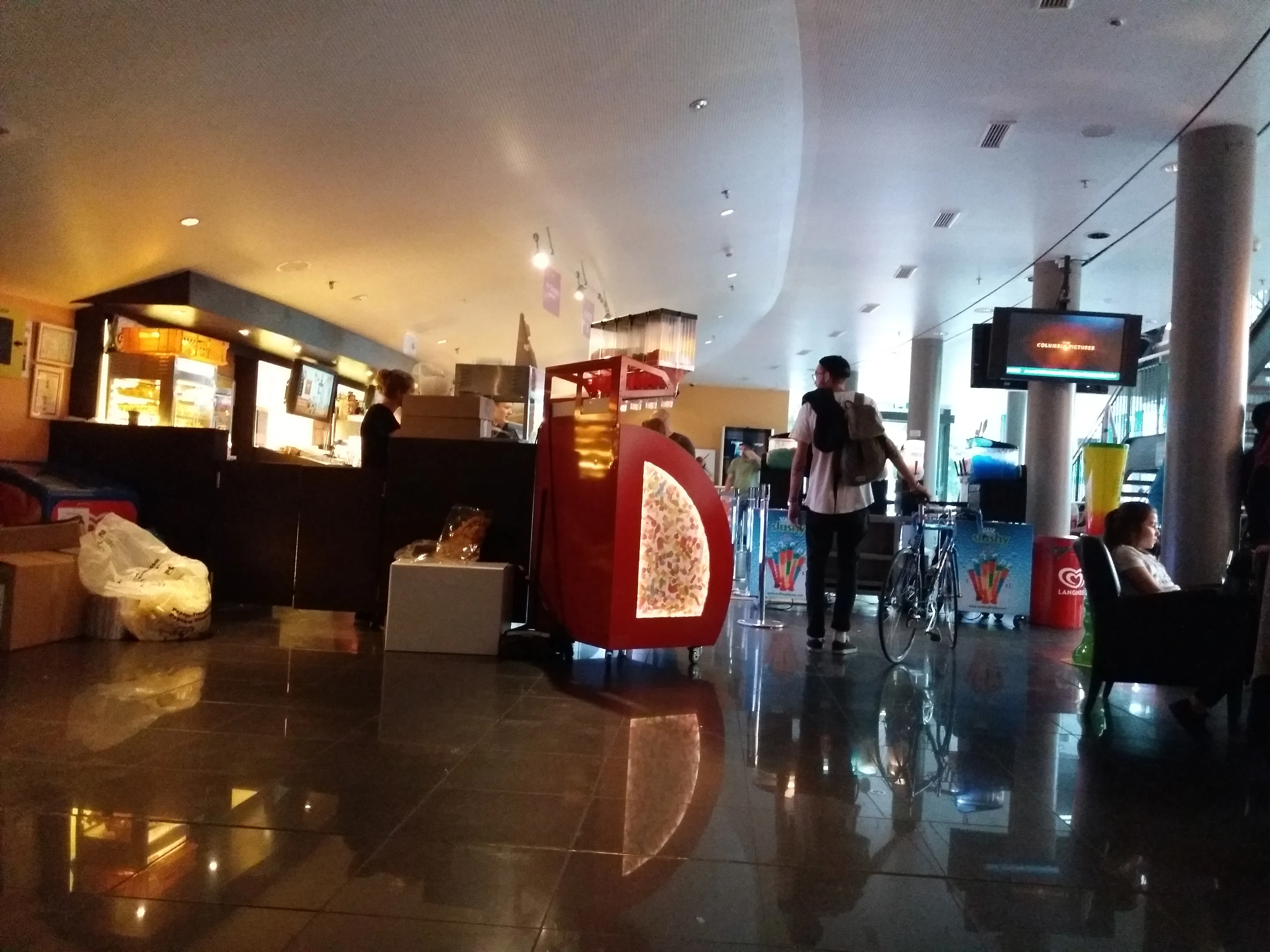 Cineplex Alhambra auf Singlepilot.com