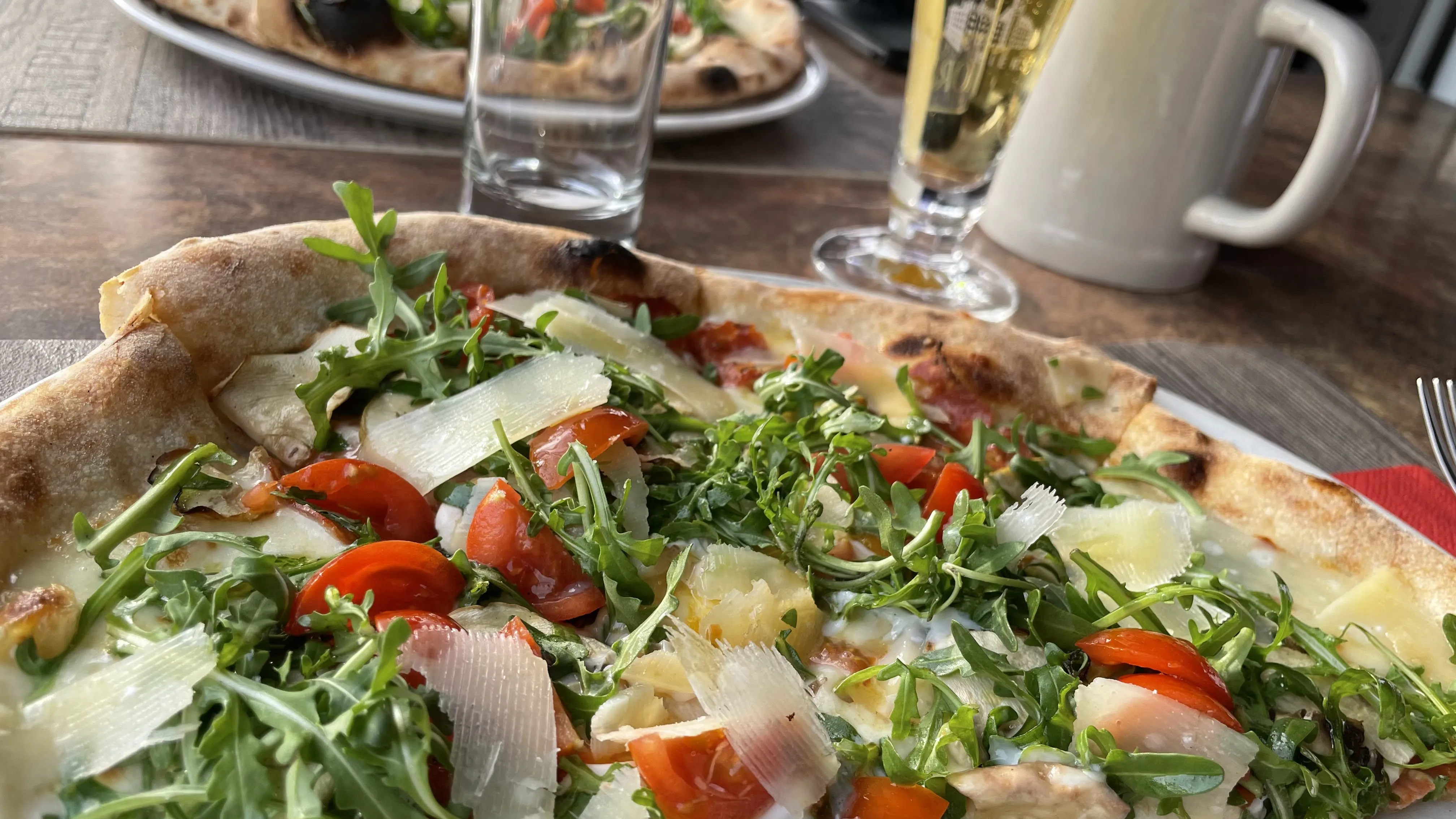 Napule é - Pizzeria Napoletana auf Singlepilot.com